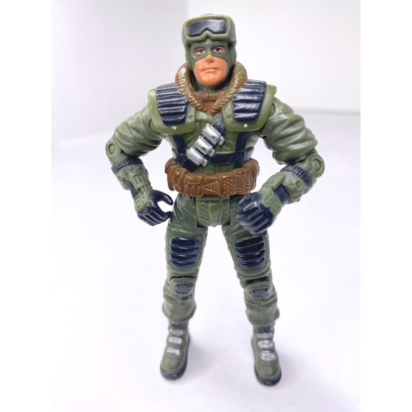 Hasbro | Toys | 202 Gvc Gi Joe Frostbite V6 Transportation Loose 00 ...